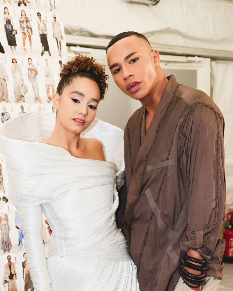 La collaboration Balmain x Evian confirme l’eau comme un produit de luxe – La Réclame