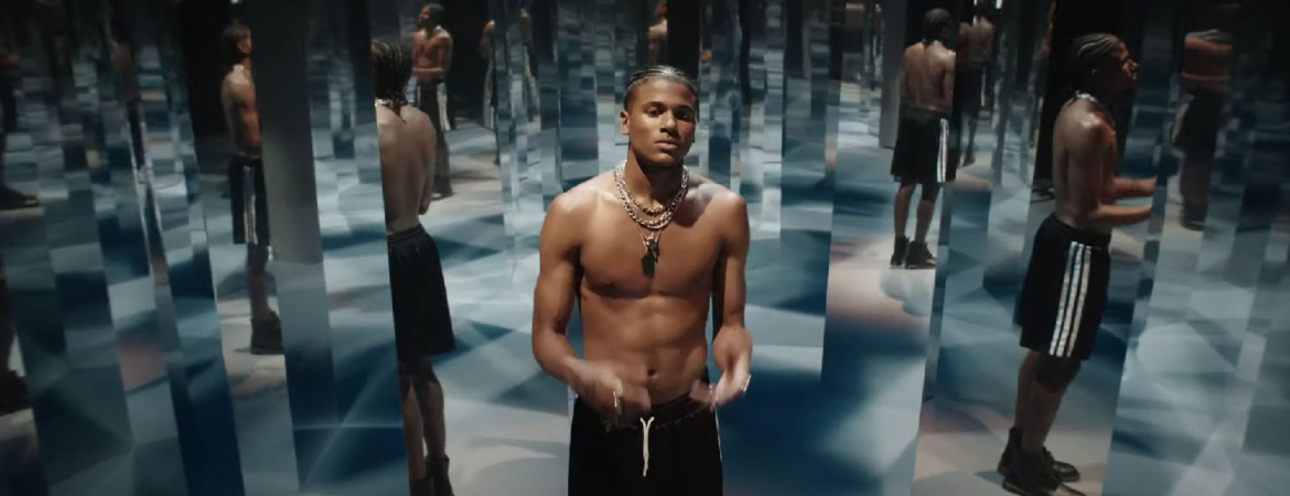 Musique de la pub Paco Rabanne : parfum Invictus Platinum – La Réclame